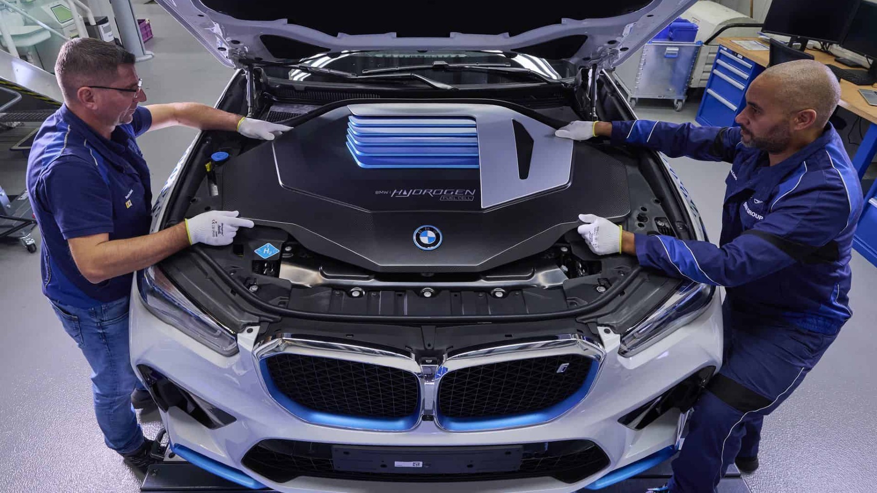 Carmakers say goodbye to EVs: this is the new engine that changes ...