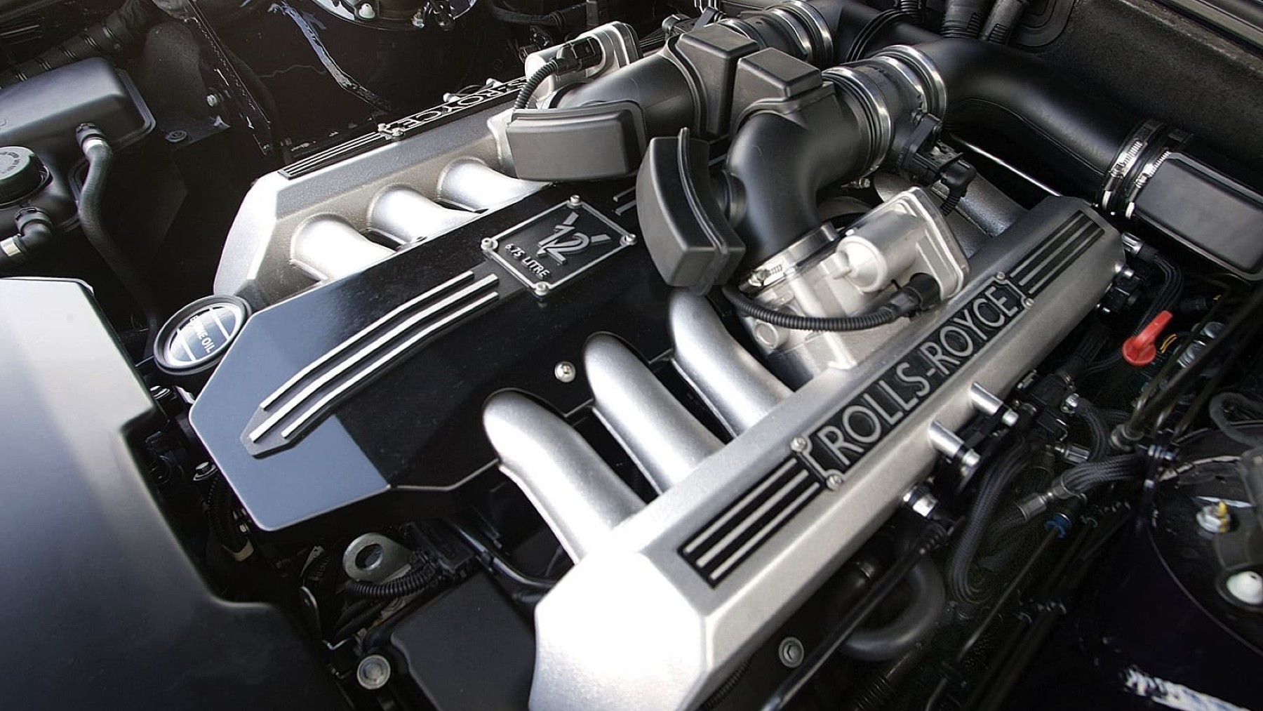 Rolls-Royce breaks all luxury limits and unveils new engine: the end of ...