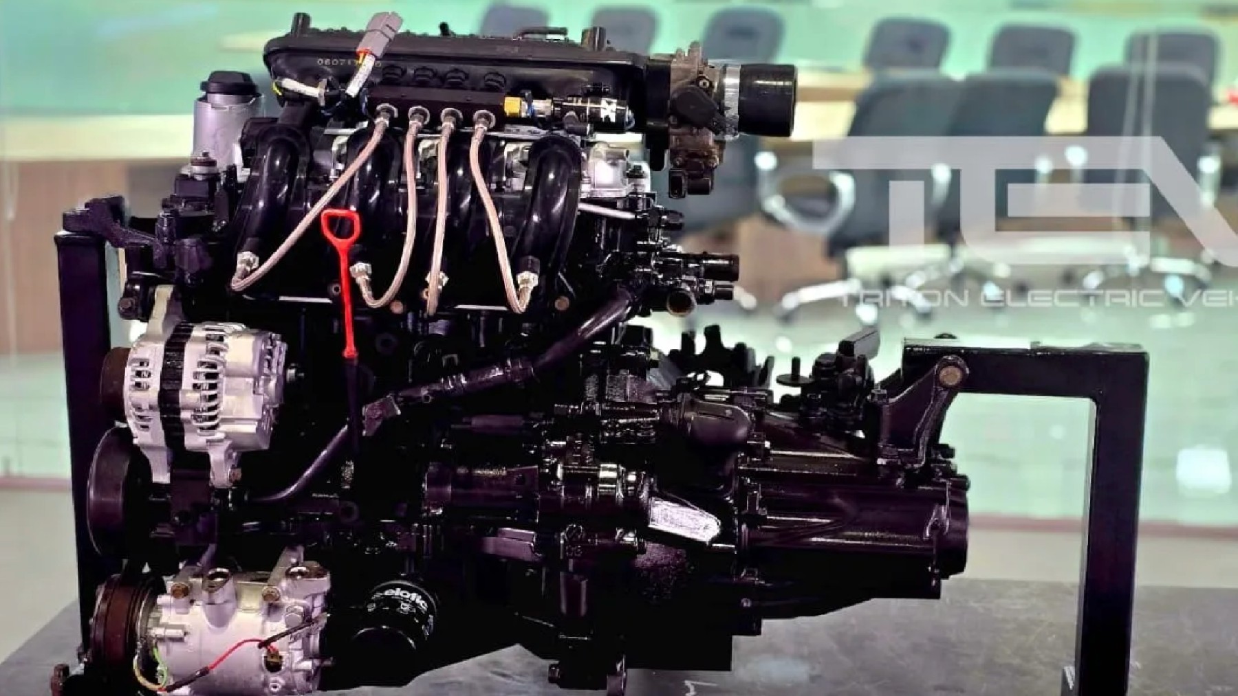 This engine was predicted in 1806, and it runs on water: This brand has ...