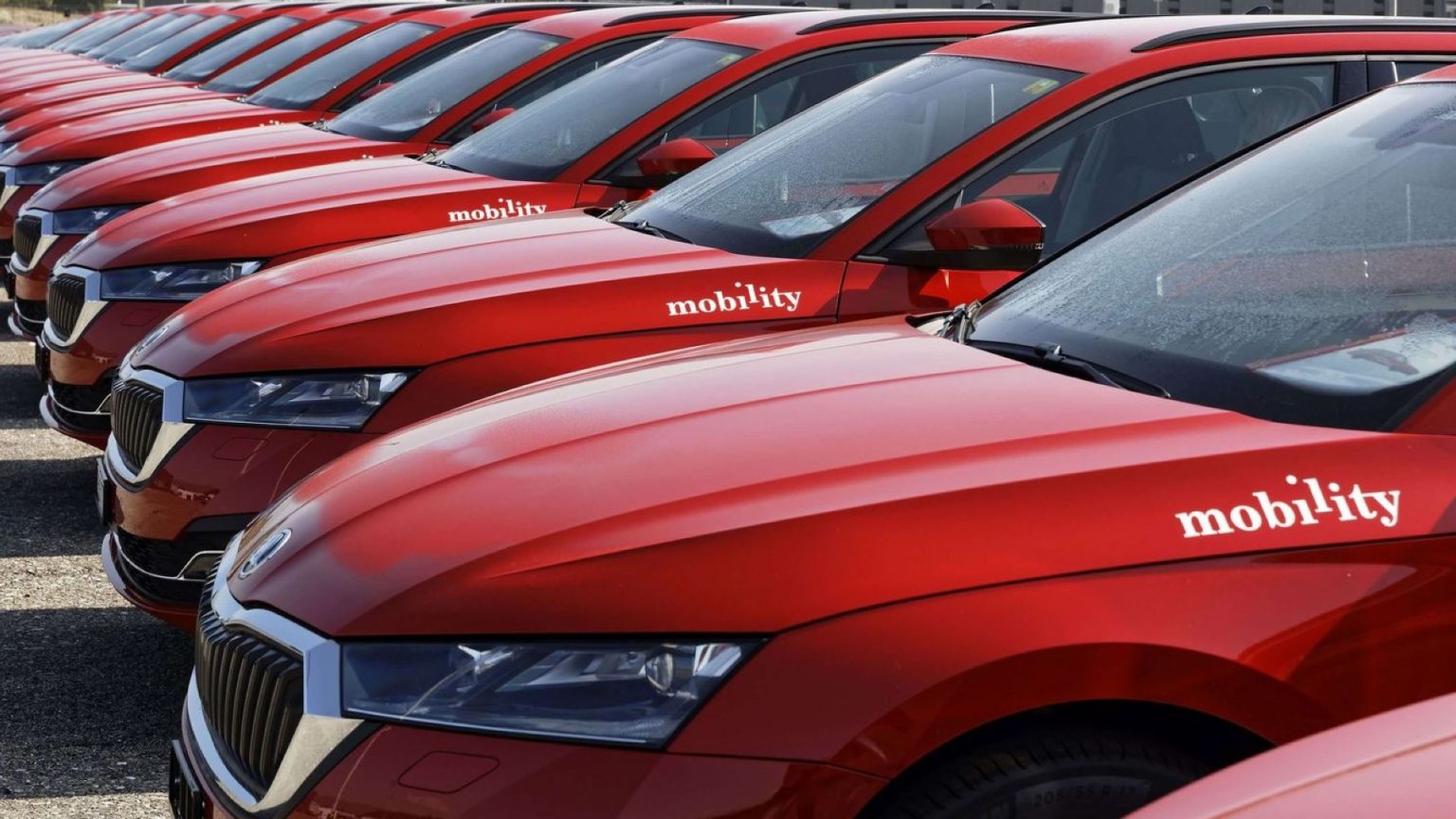 First nitrogen cars unveiled to the world: How they run on fuel at -250 ...