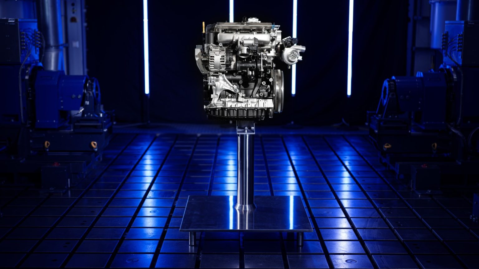 The water-powered engine, making history on its first run: 400 HP and ...