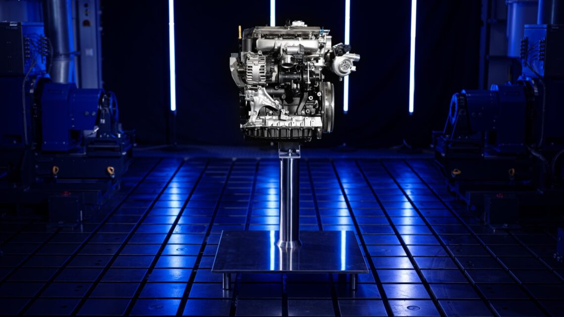 The water-powered engine, making history on its first run: 400 HP and ...