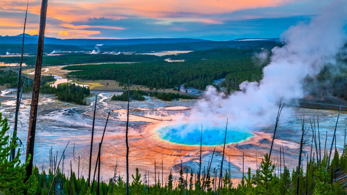 Yellowstone on the verge of collapse: The problem is coming from ...