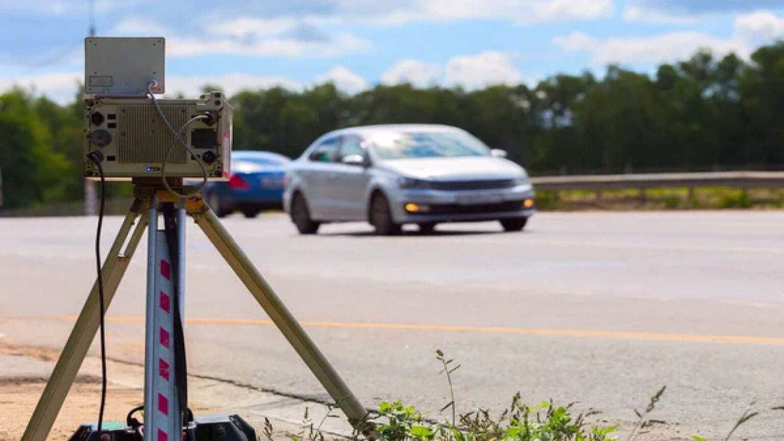 Say goodbye to speeding in this state: New radar cameras to fine every ...