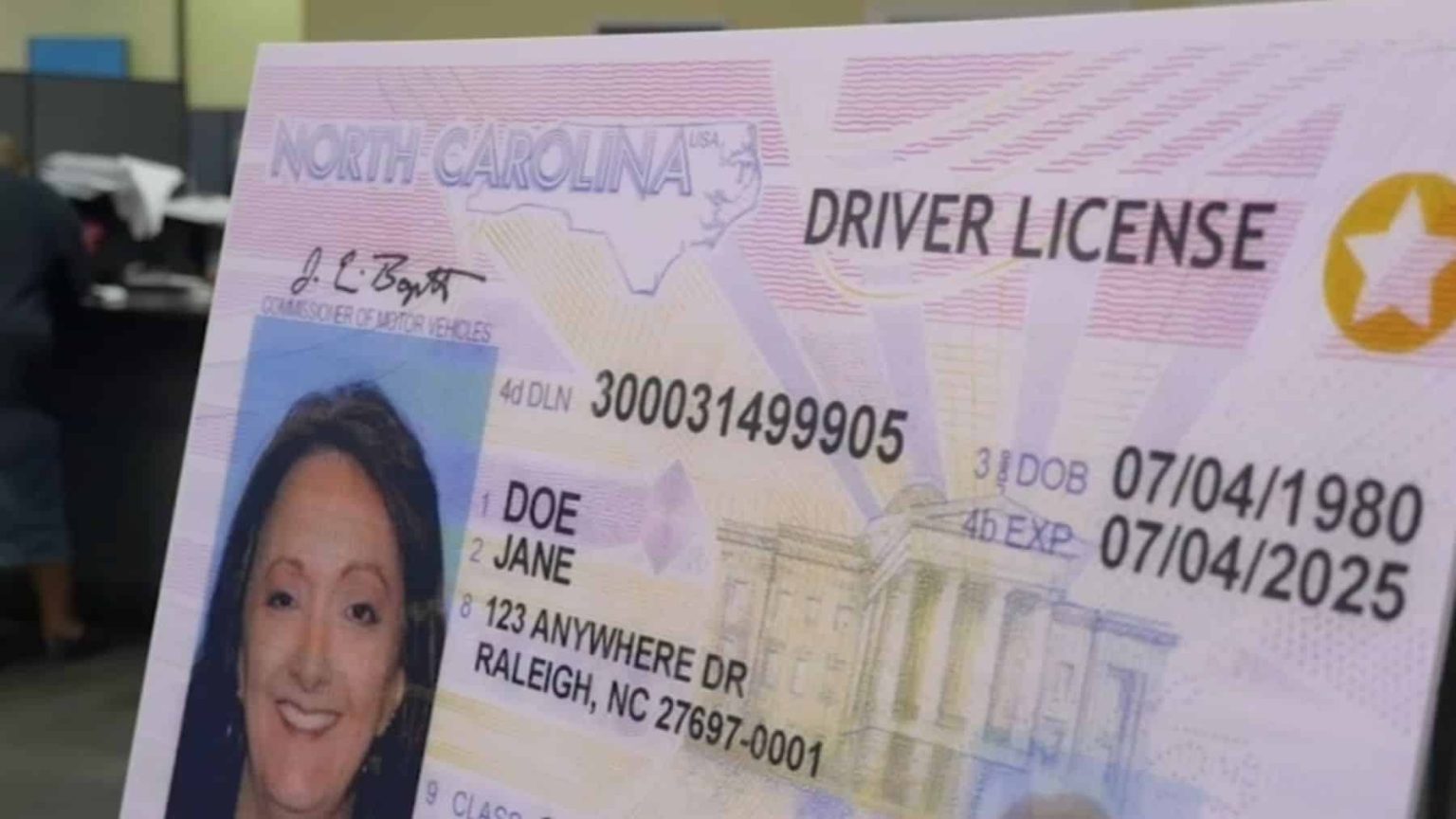 Goodbye to driving license renewal ― These people will get a 2-year ...