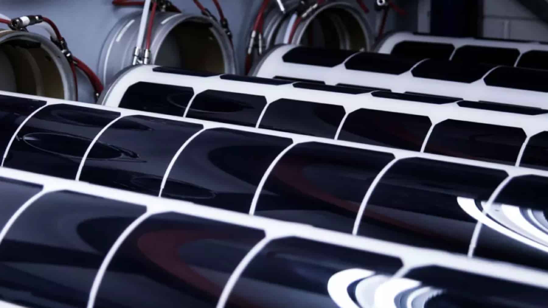 Solar enters a new era — This flexible cell turns almost any surface ...