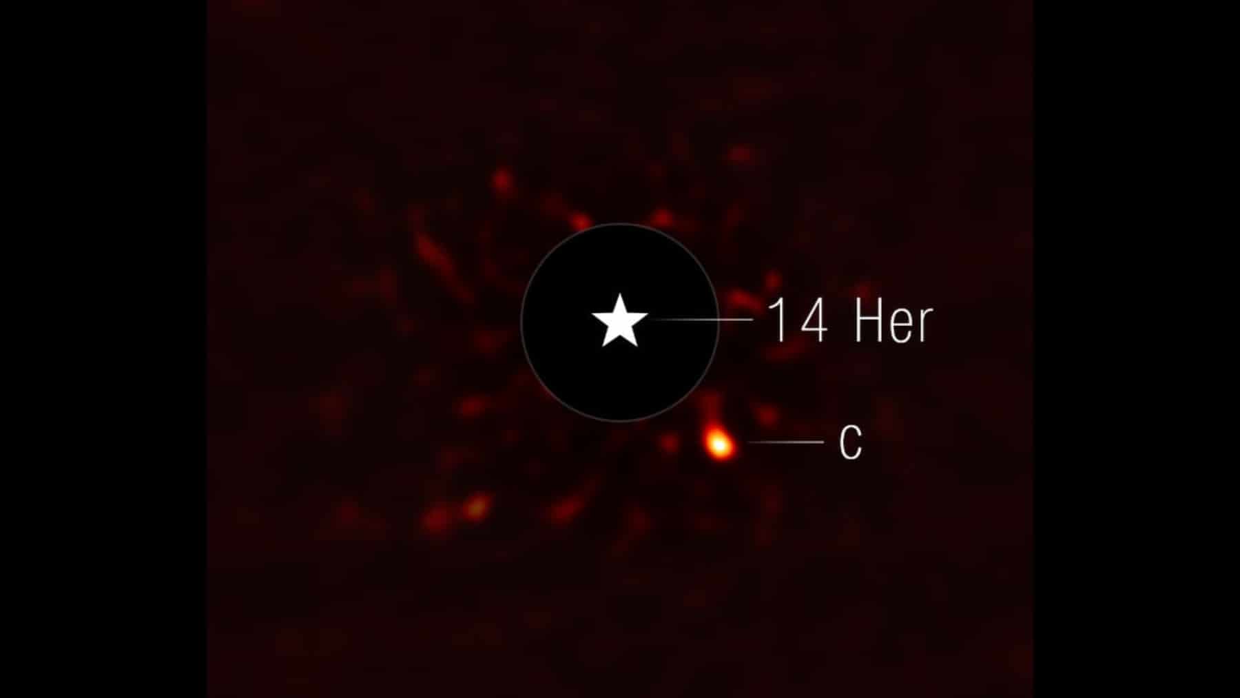 The Red Planet is unraveling — NASA sees it weep fire and crumble at ...
