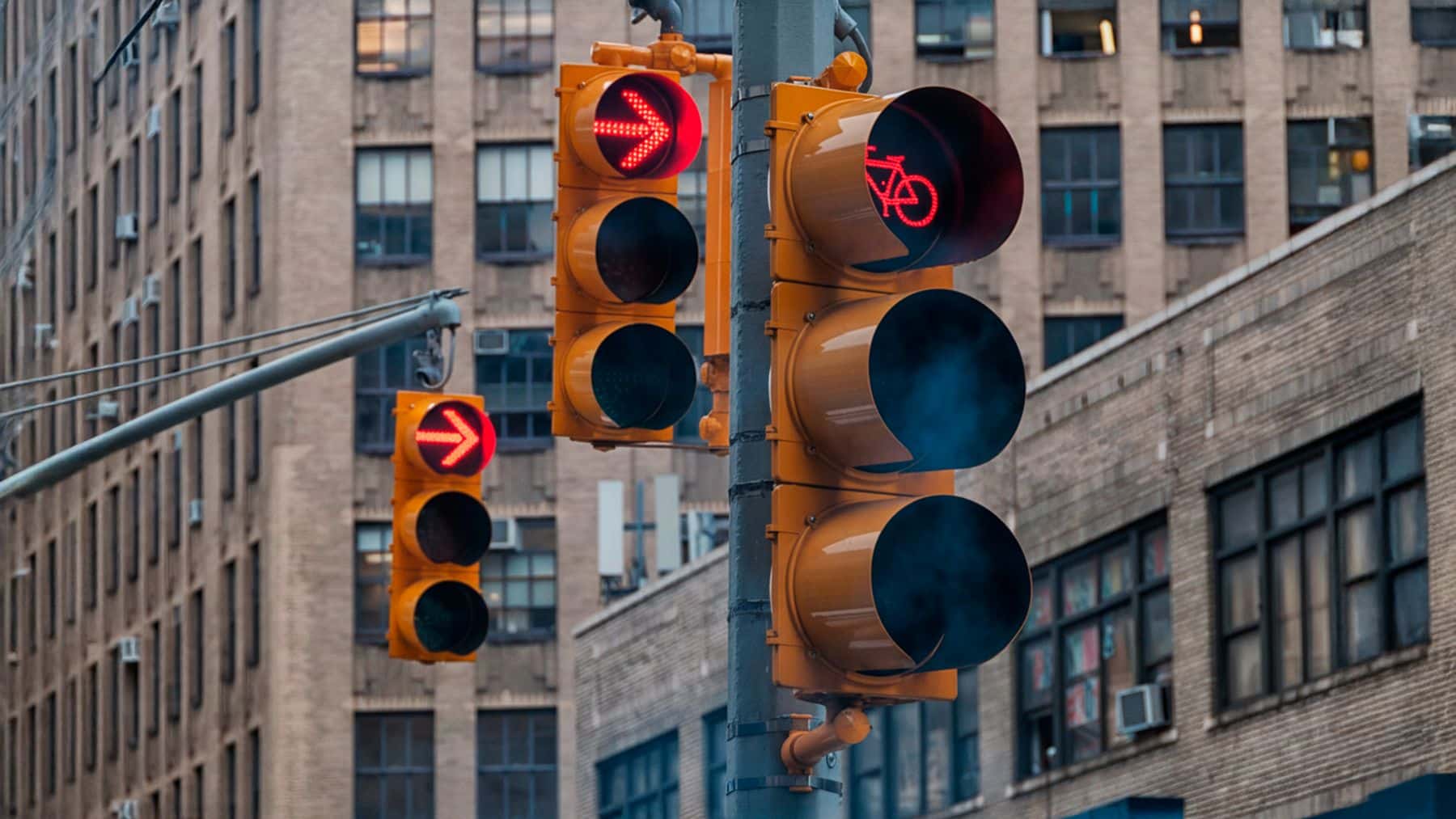 NYC may allow right-on-red – One borough aims to cut traffic and ease ...