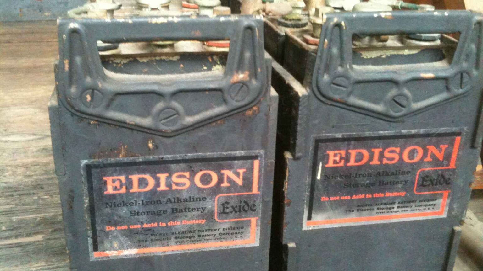 In 1901, Edison already had a battery for electric cars that could ...
