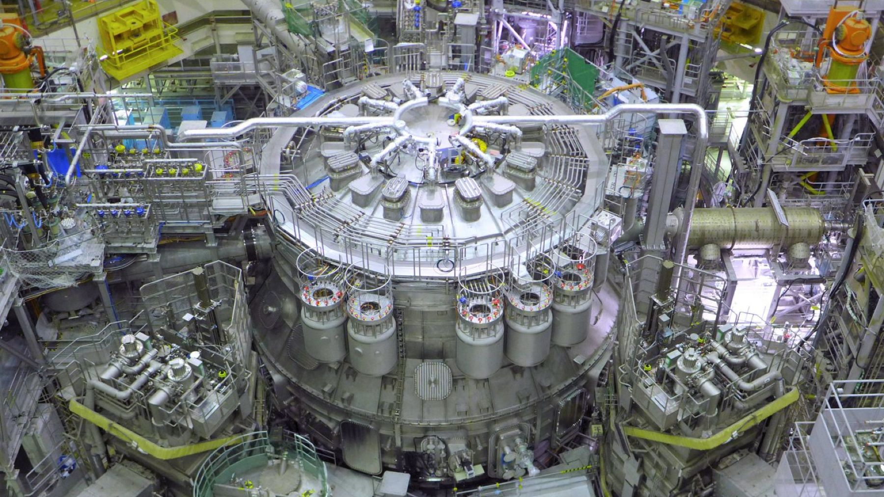 Japón lo vuelve a hacer: inauguran el reactor nuclear más grande del ...