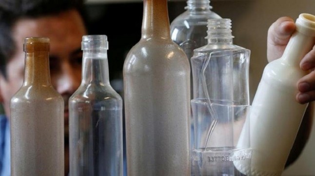 Buscando alternativas naturales al plástico