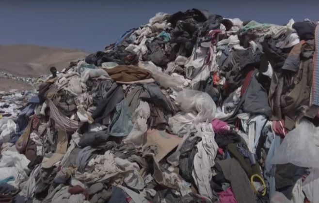 El desierto de Atacama, un vertedero de ropa