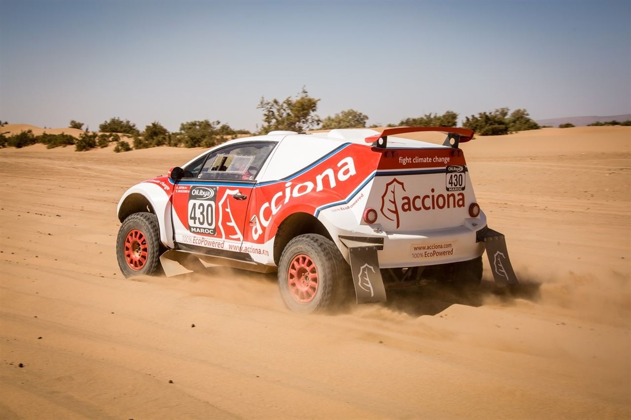 El Acciona 100% EcoPowered consigue pasar a la historia