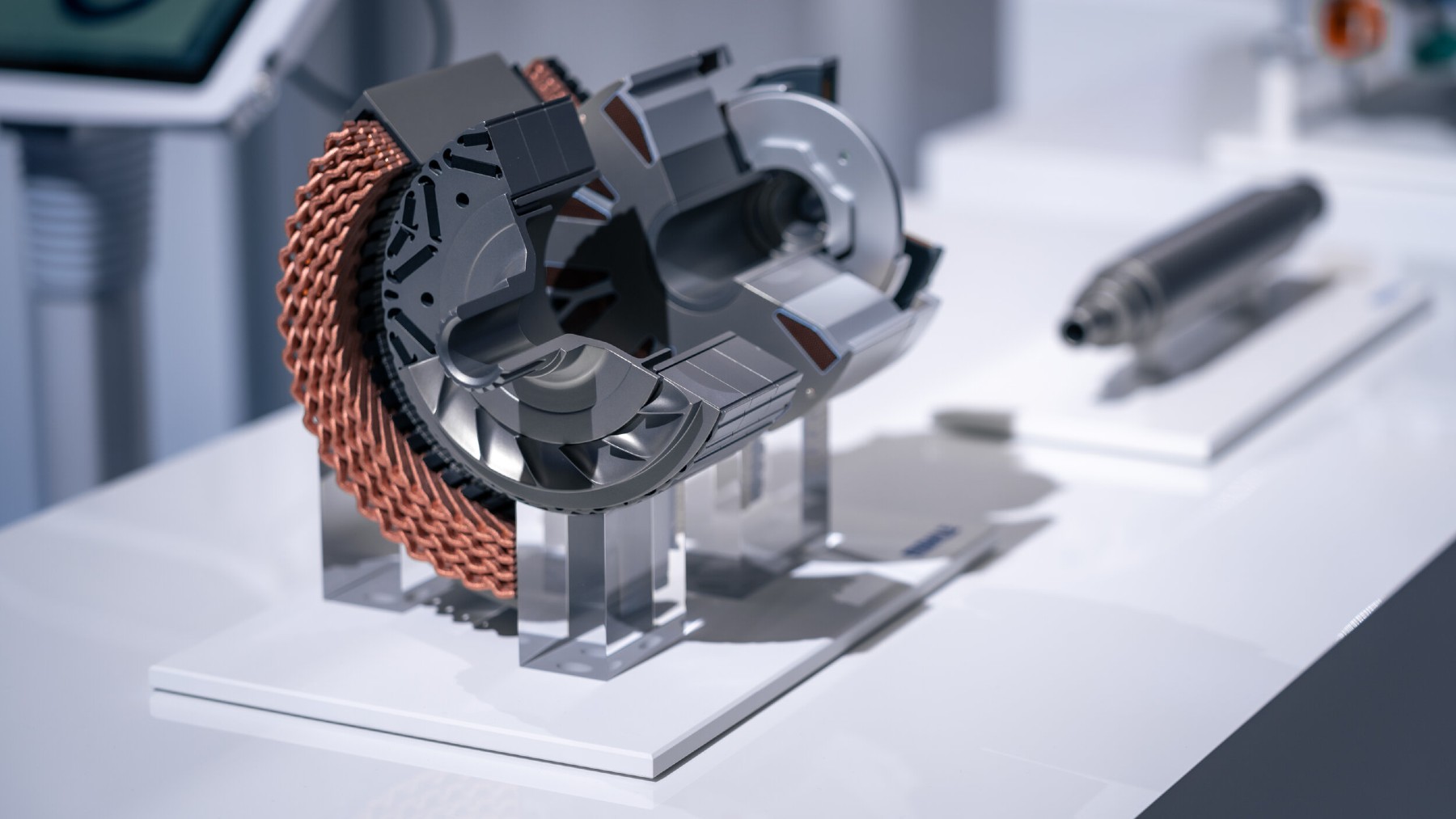 El primer motor de la historia en funcionar sin esto: ni siquiera ...