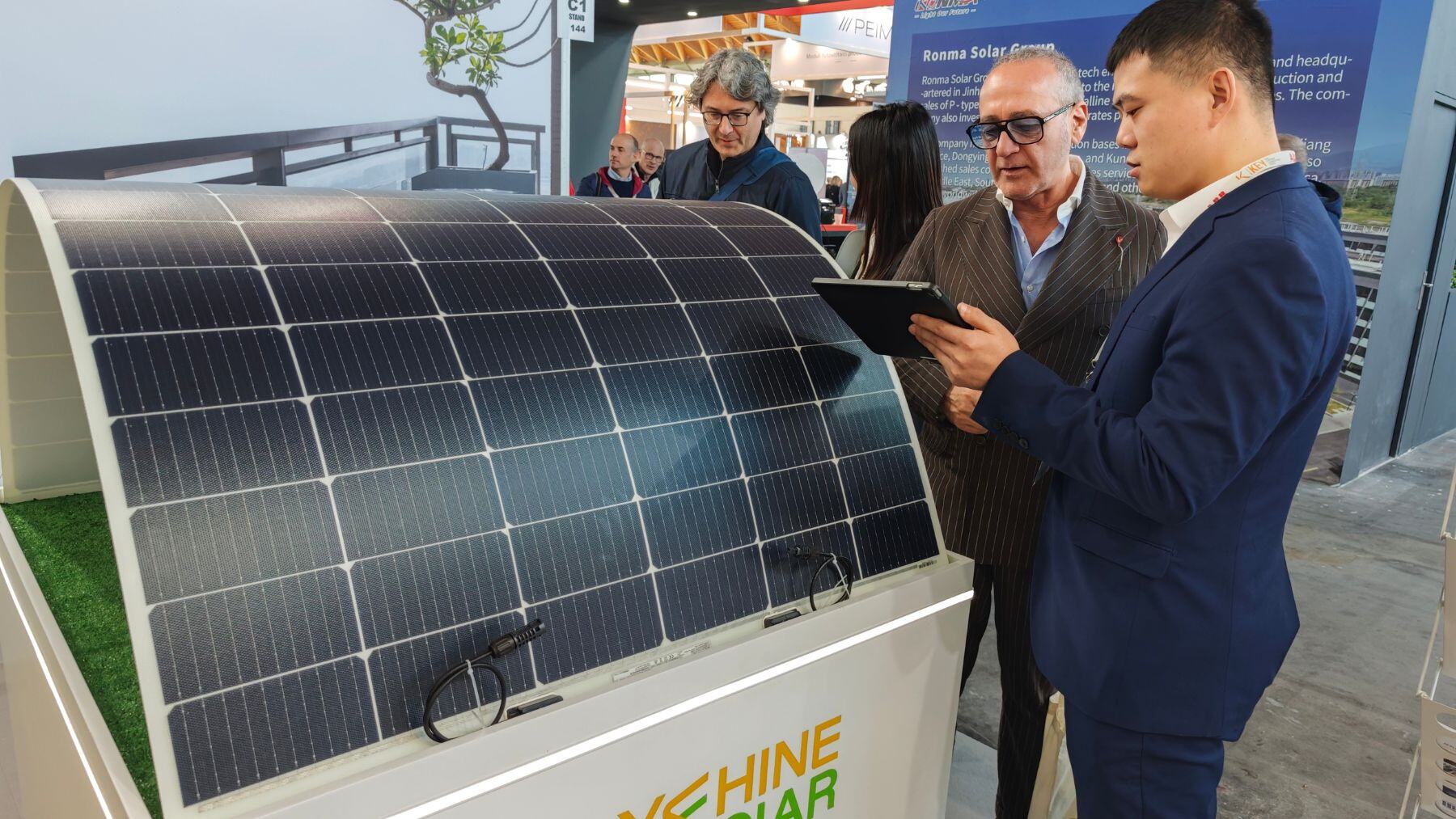 No más costosas y complejas instalaciones de paneles fotovoltaicos: Las ...