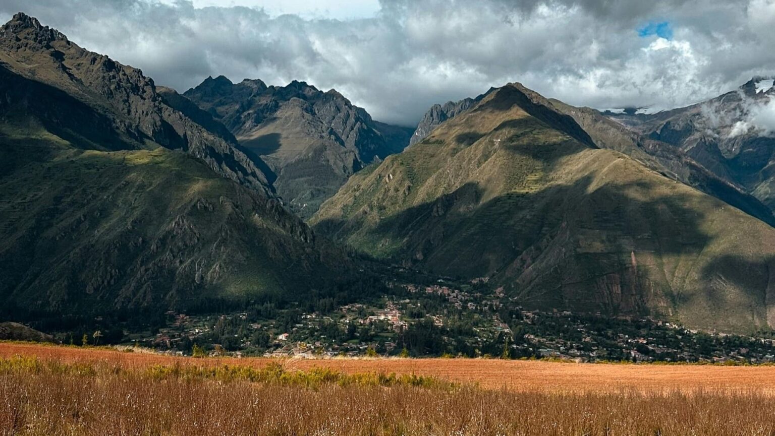 Zanjas en la frontera de Chile amenazan la fauna del Altiplano y rompen ...