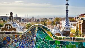 Barcelona despliega su escudo contra el calor extremo con más de 800 ...